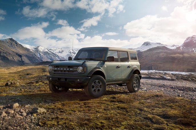 Compared: 2024 Toyota 4Runner vs. 2024 Ford Bronco | Capital One Auto ...