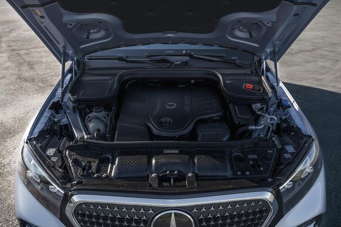 2027 Mercedes-Benz GLE Photos, Specs, and Tech | Capital One Auto Navigator