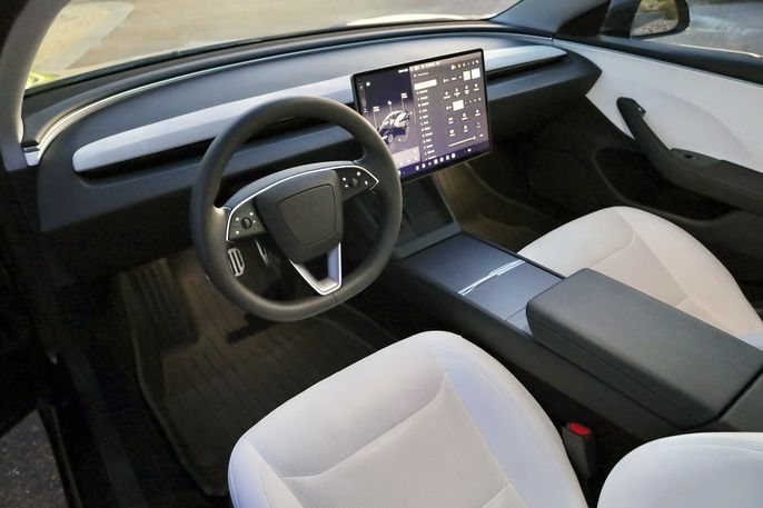 2025 Tesla Model 3 Reviews, Price, MPG and More | Capital One Auto ...