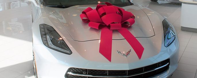 10 Little-Known Facts About Giant Car Bows | Capital One Auto Navigator