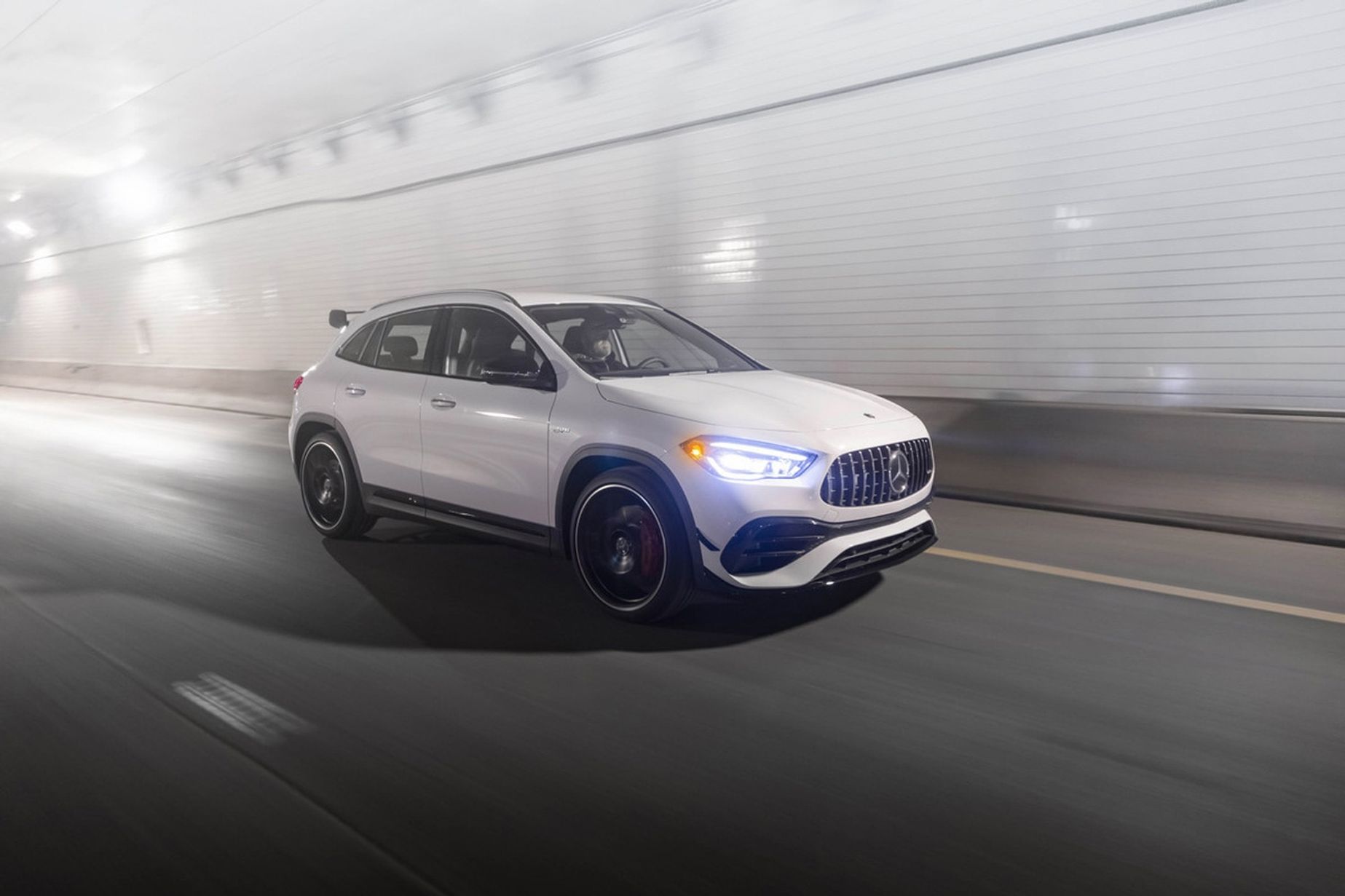 5 of the Best Luxury SUV Lease Deals in October 2022 | Capital One Auto ...