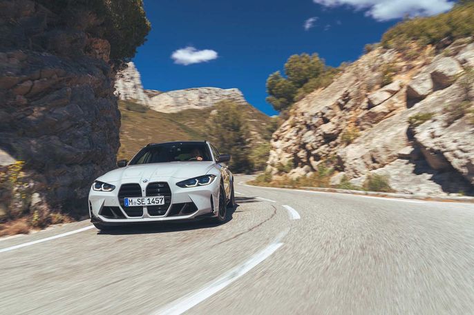 Compared: 2023 BMW M3 vs. 2023 BMW M5 | Capital One Auto Navigator