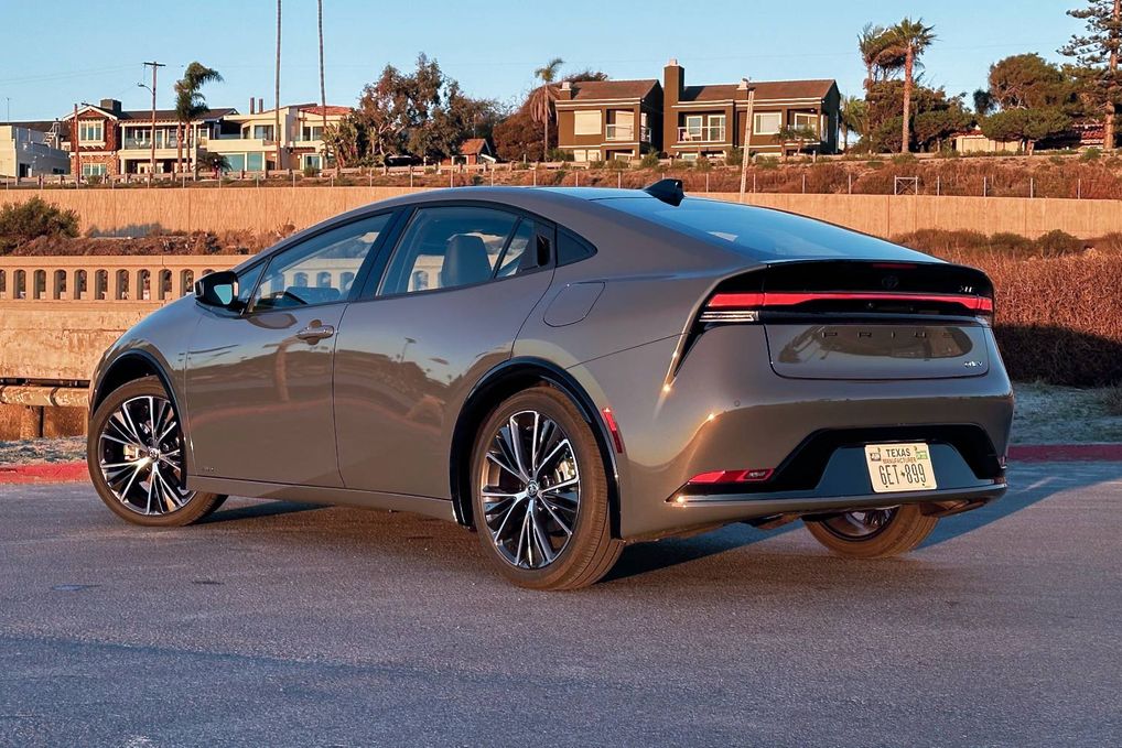 2023 Toyota Prius Review and Test Drive | Capital One Auto Navigator