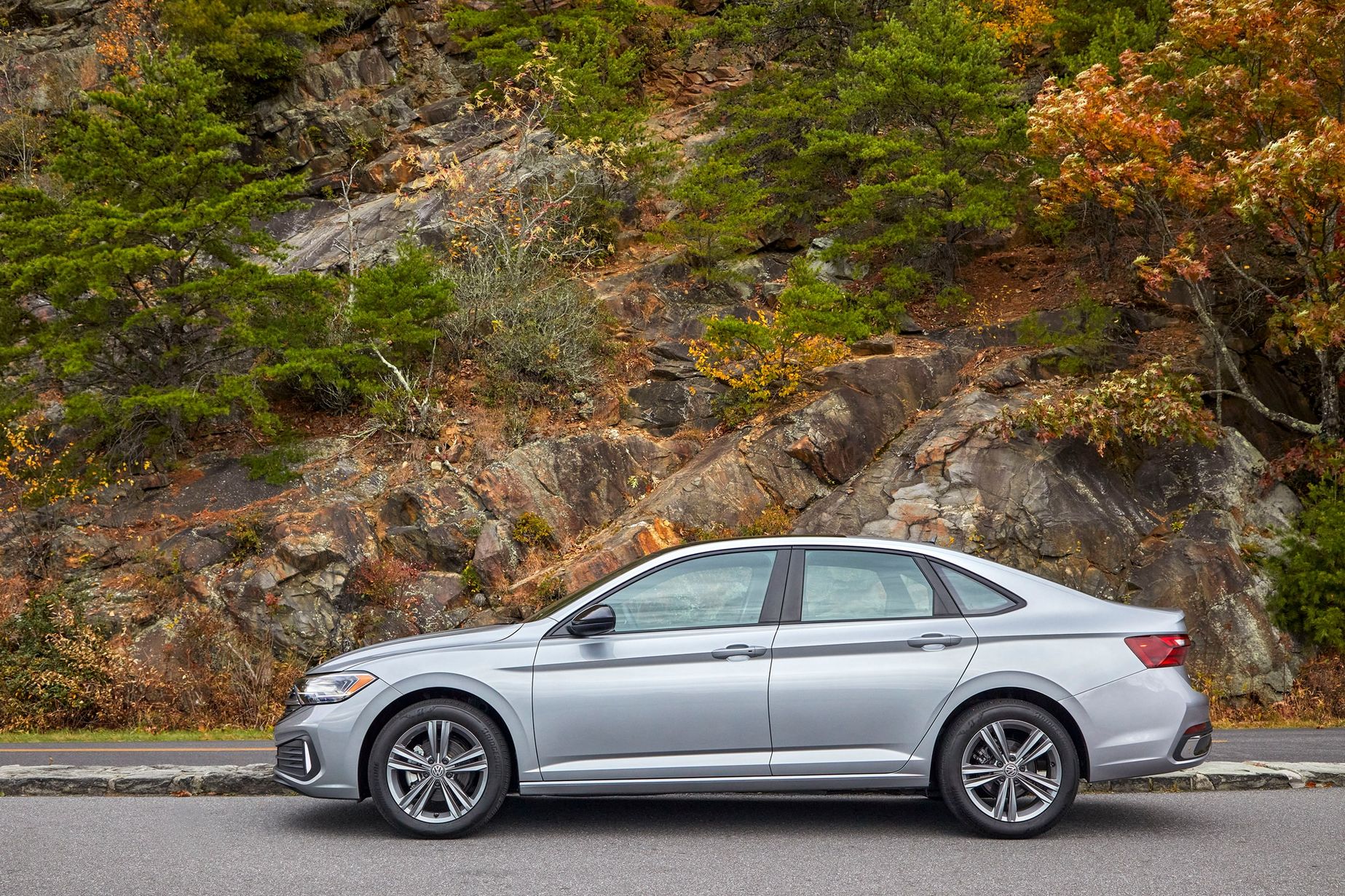 10 New Cars with Heated Seats for Under $30,000 | Capital One Auto ...