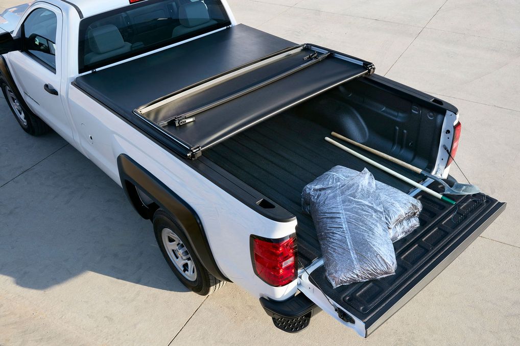 How to Choose the Right Tonneau Cover for Your Truck | Capital One Auto ...