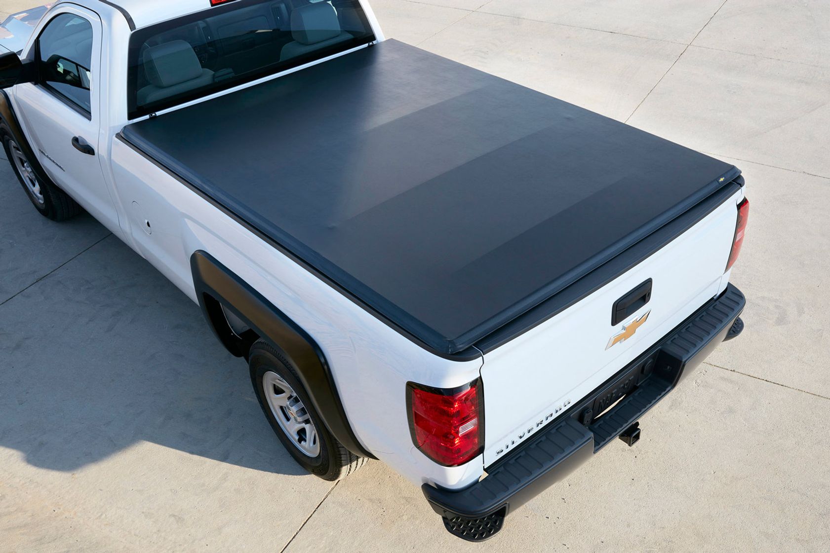 How to Choose the Right Tonneau Cover for Your Truck | Capital One Auto ...