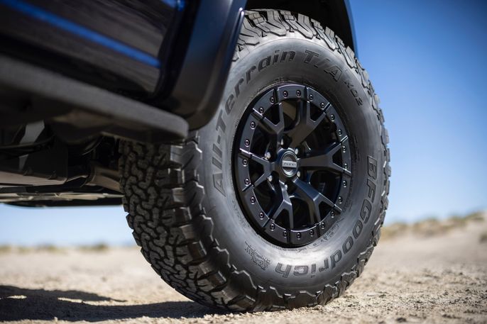 2023 Ford F-150 Raptor R Pictures, Photos, and Images | Capital One ...