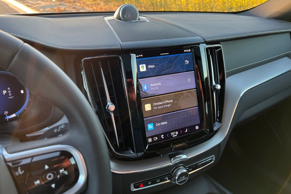 2022 Volvo XC60 Review and Test Drive | Capital One Auto Navigator