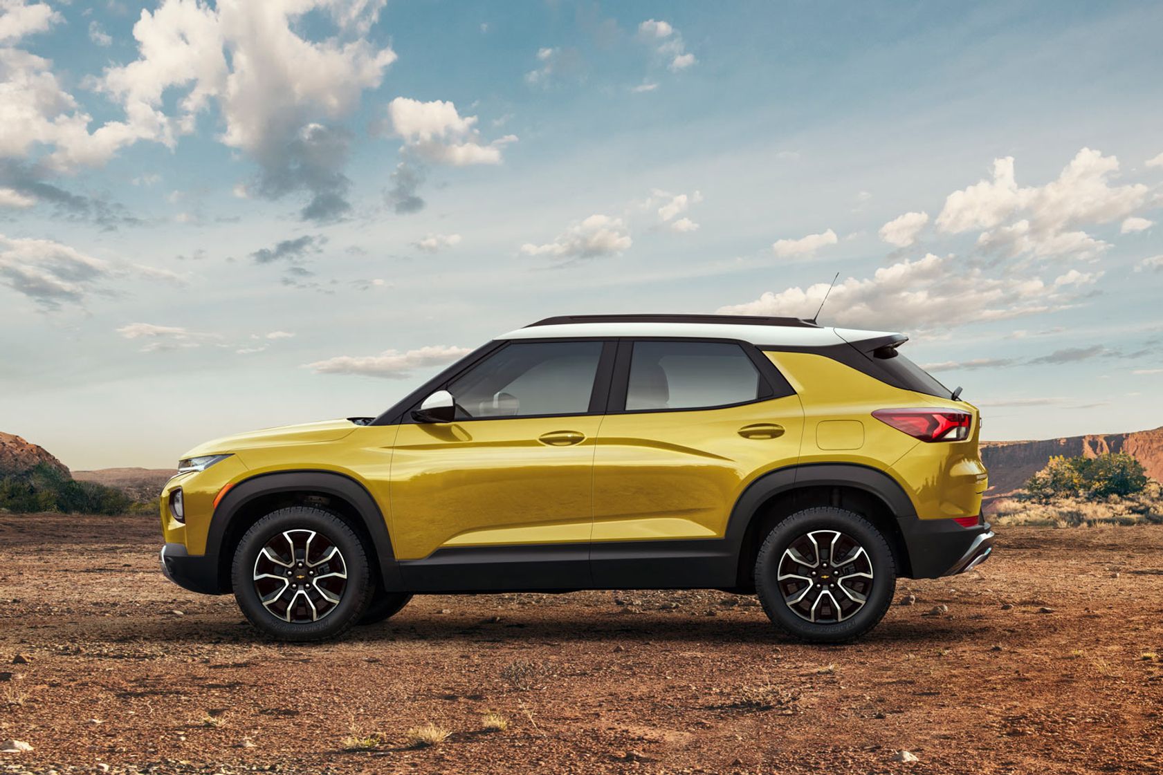 Compared: 2023 Chevrolet Trailblazer vs. 2023 Dodge Hornet | Capital ...