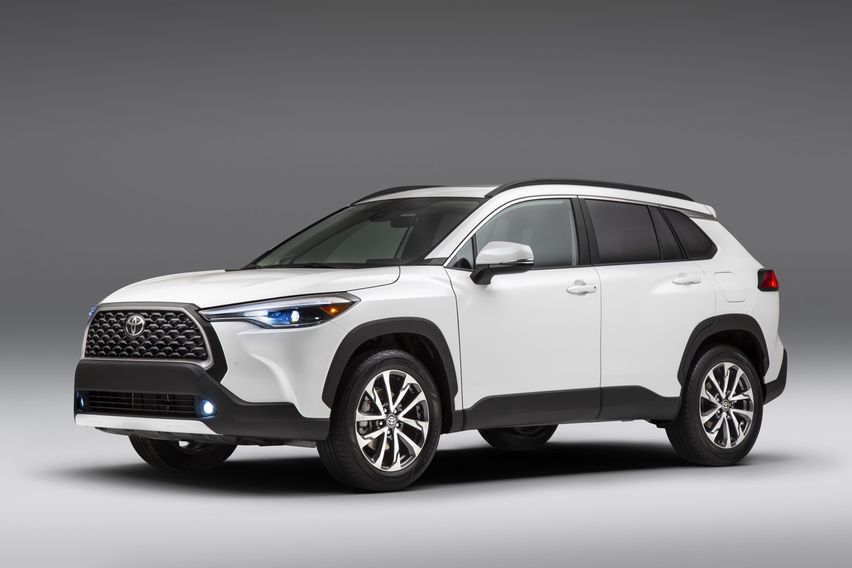 10 of the Cheapest Cars and Crossovers With Adaptive Cruise Control ...