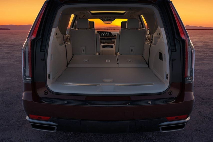 Compared: 2023 Cadillac Escalade ESV vs. 2023 Jeep Grand Wagoneer L ...