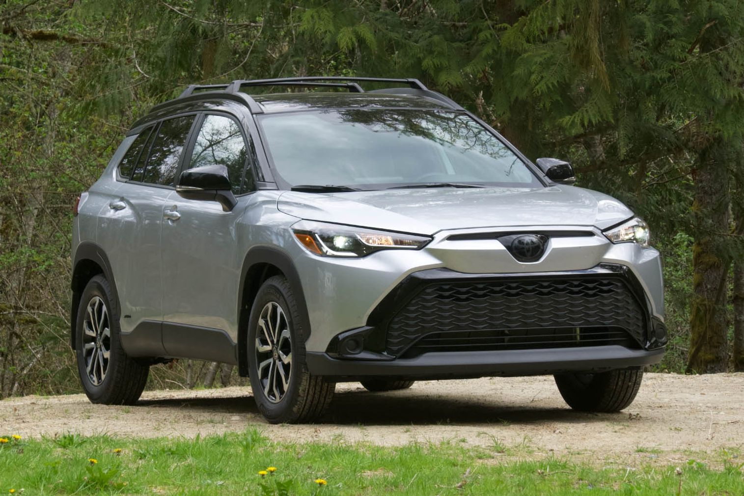2023 Toyota Corolla Cross Hybrid Review and Test Drive | Capital One ...