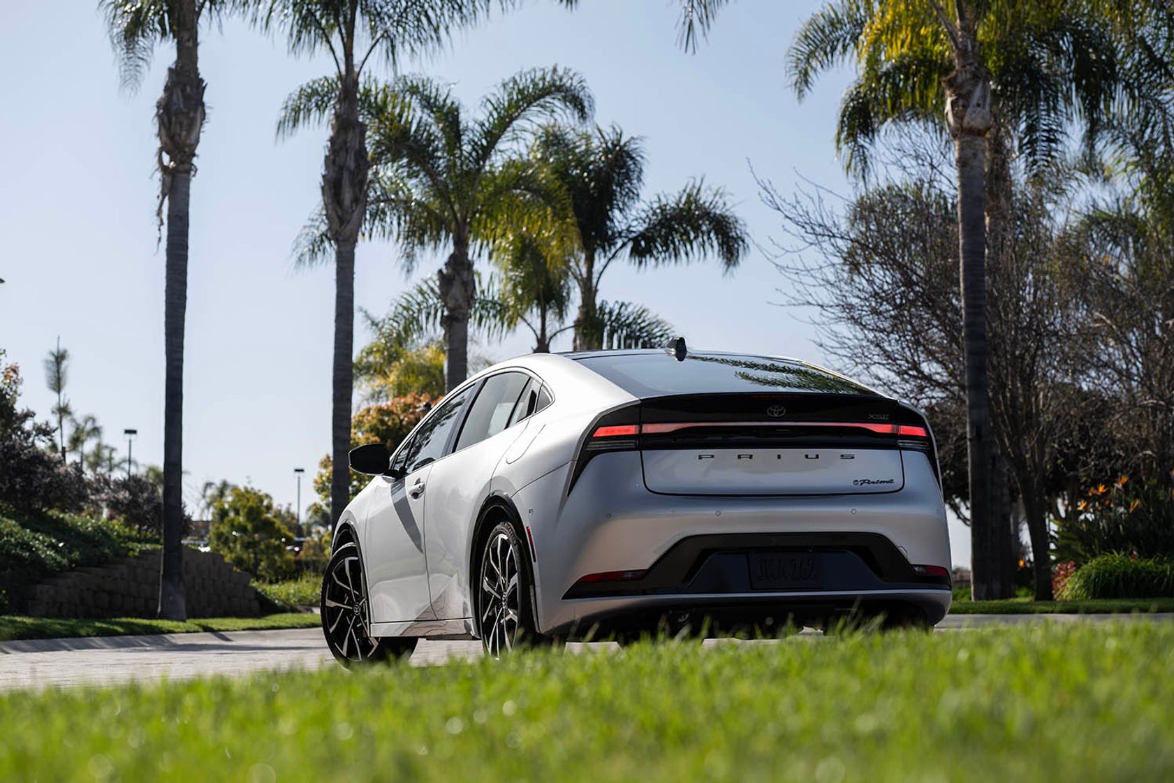 Solar Panel Car Roofs: What Do They Do? | Capital One Auto Navigator