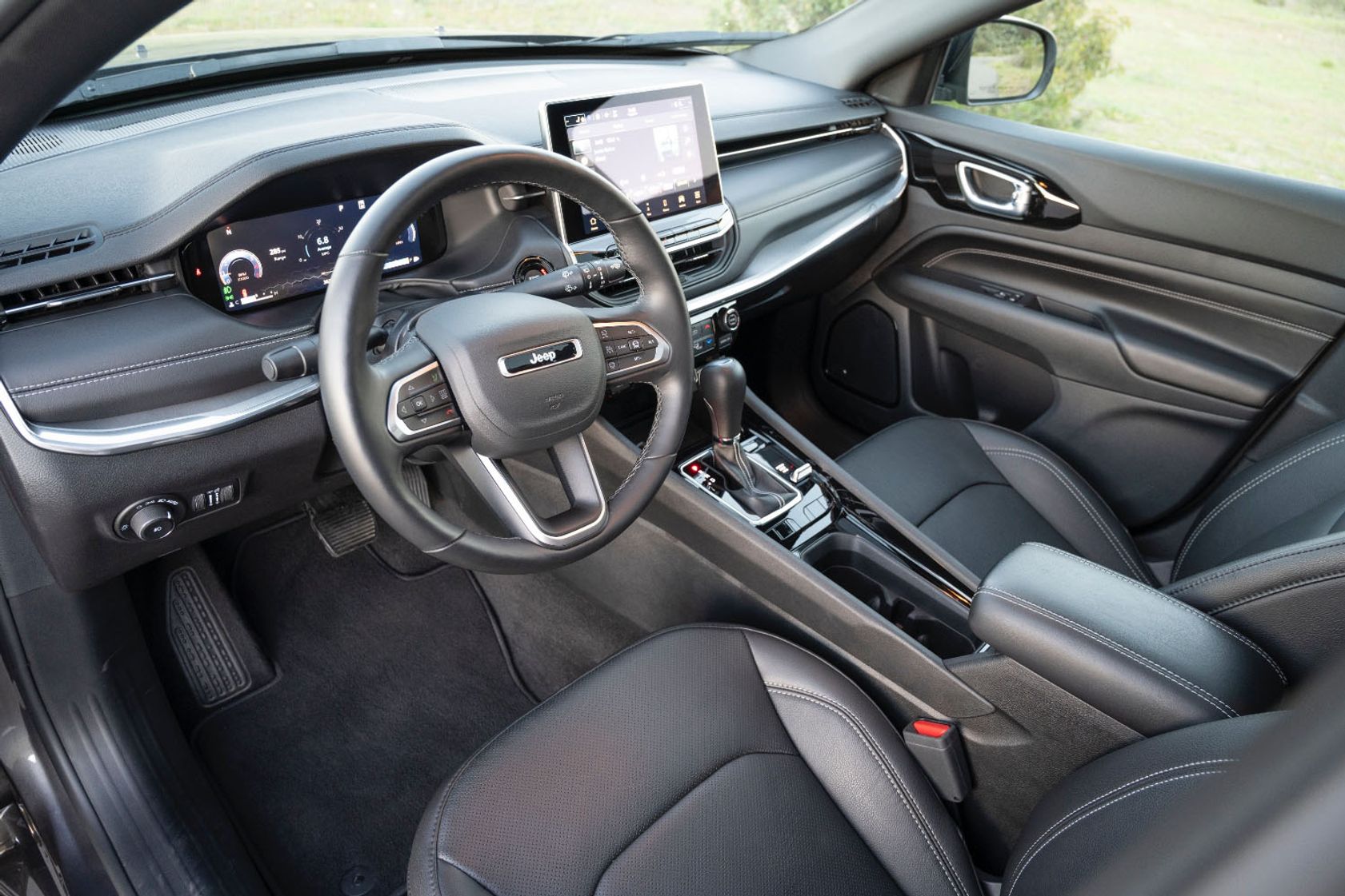 2022 Jeep Compass Interior