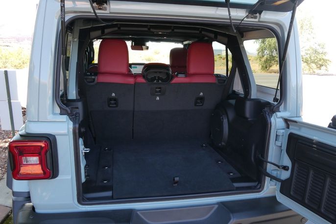 2024 Jeep Wrangler Review and Test Drive | Capital One Auto Navigator