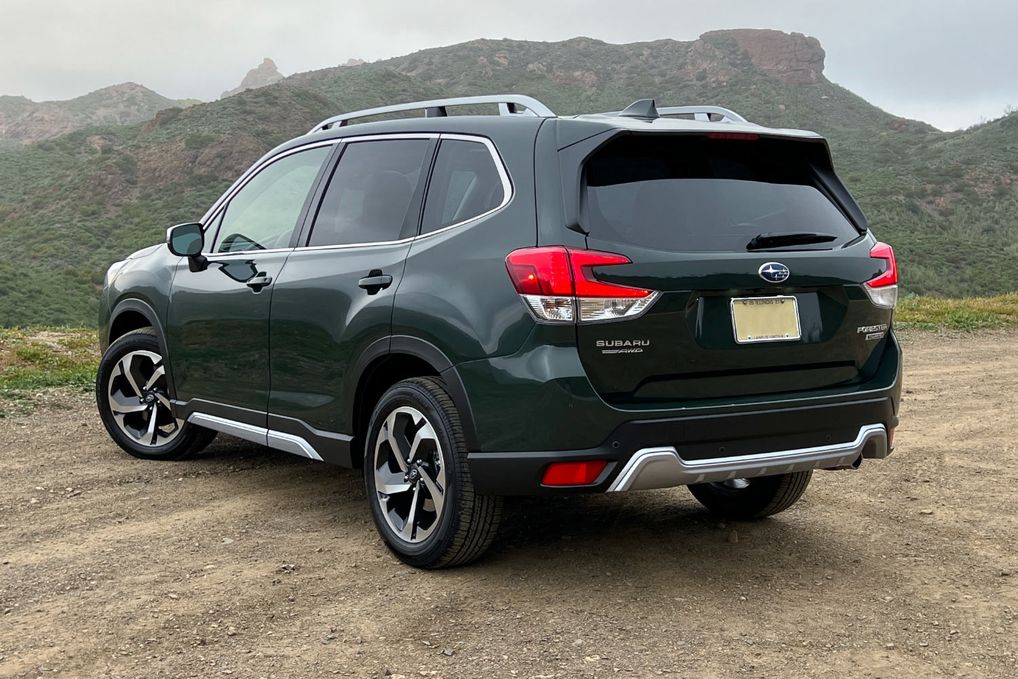 2024 Subaru Forester Review and Test Drive | Capital One Auto Navigator