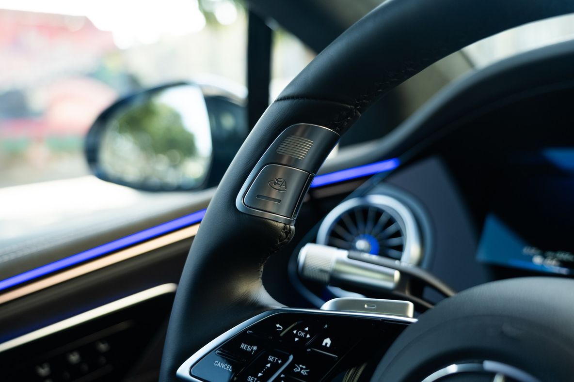 2023 Mercedes-Benz Drive Pilot Review and Test Drive | Capital One Auto ...
