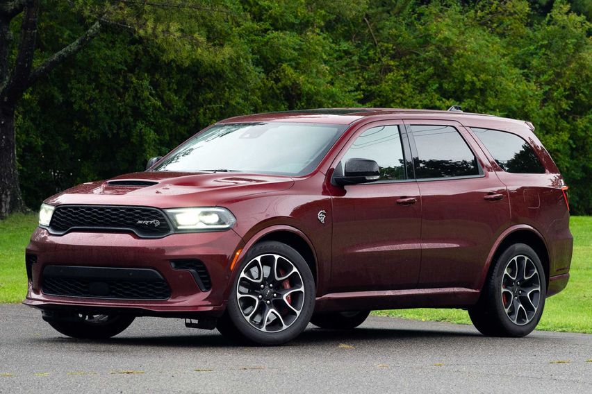 2023 Dodge Durango SRT Hellcat Review and Test Drive | Capital One Auto ...