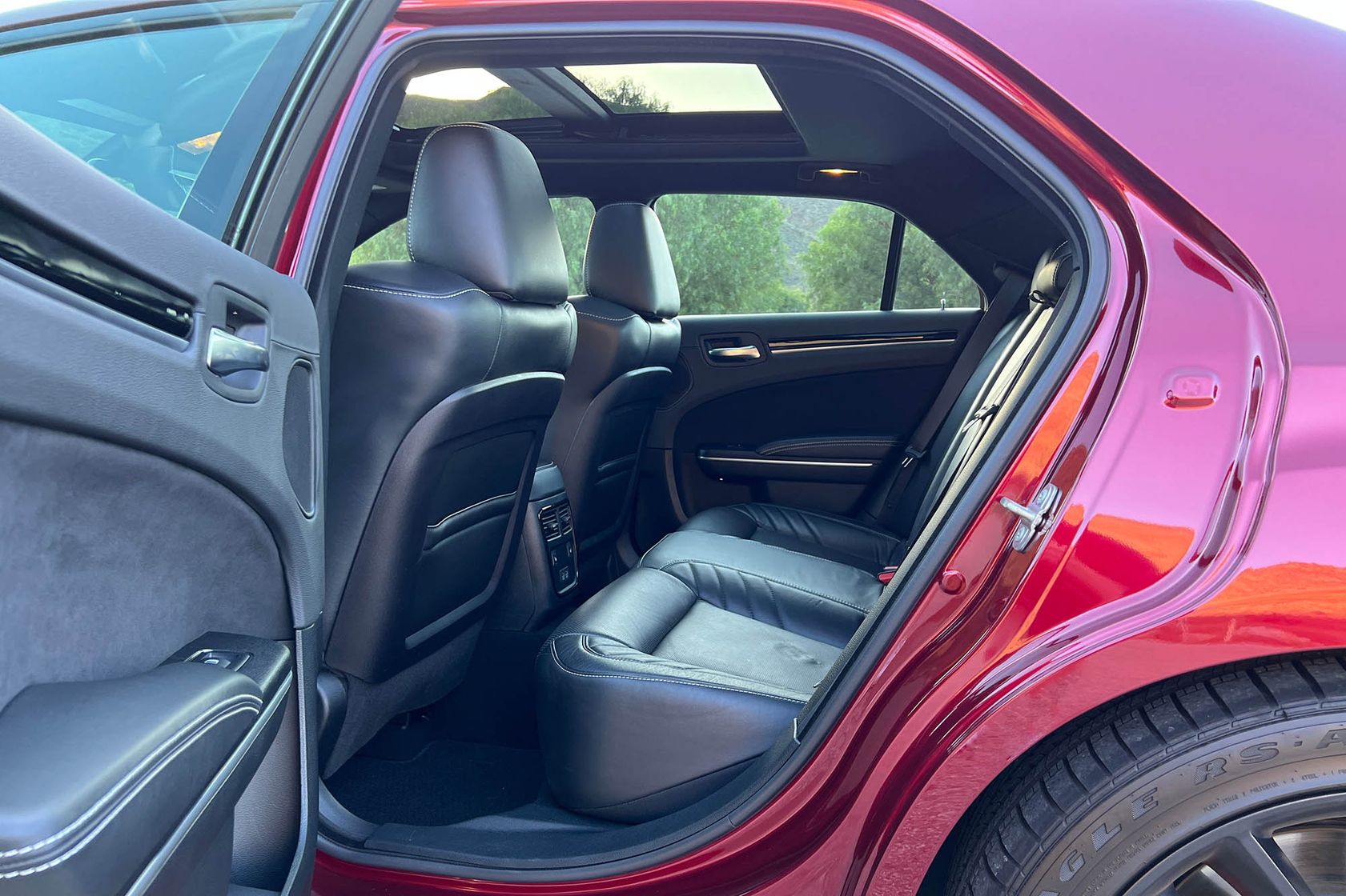 2023 Chrysler 300 Review and Test Drive | Capital One Auto Navigator