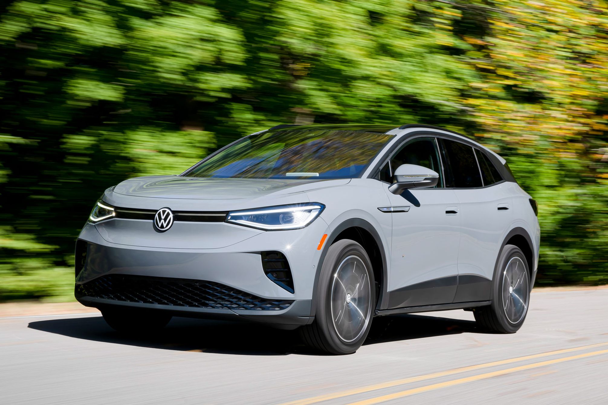 2023 Top Safety Pick+ Award Winners: Midsize SUVs | Capital One Auto ...