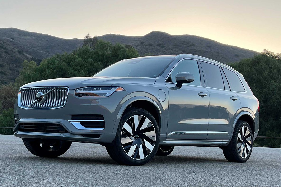 2024 Volvo XC90 Review and Test Drive | Capital One Auto Navigator