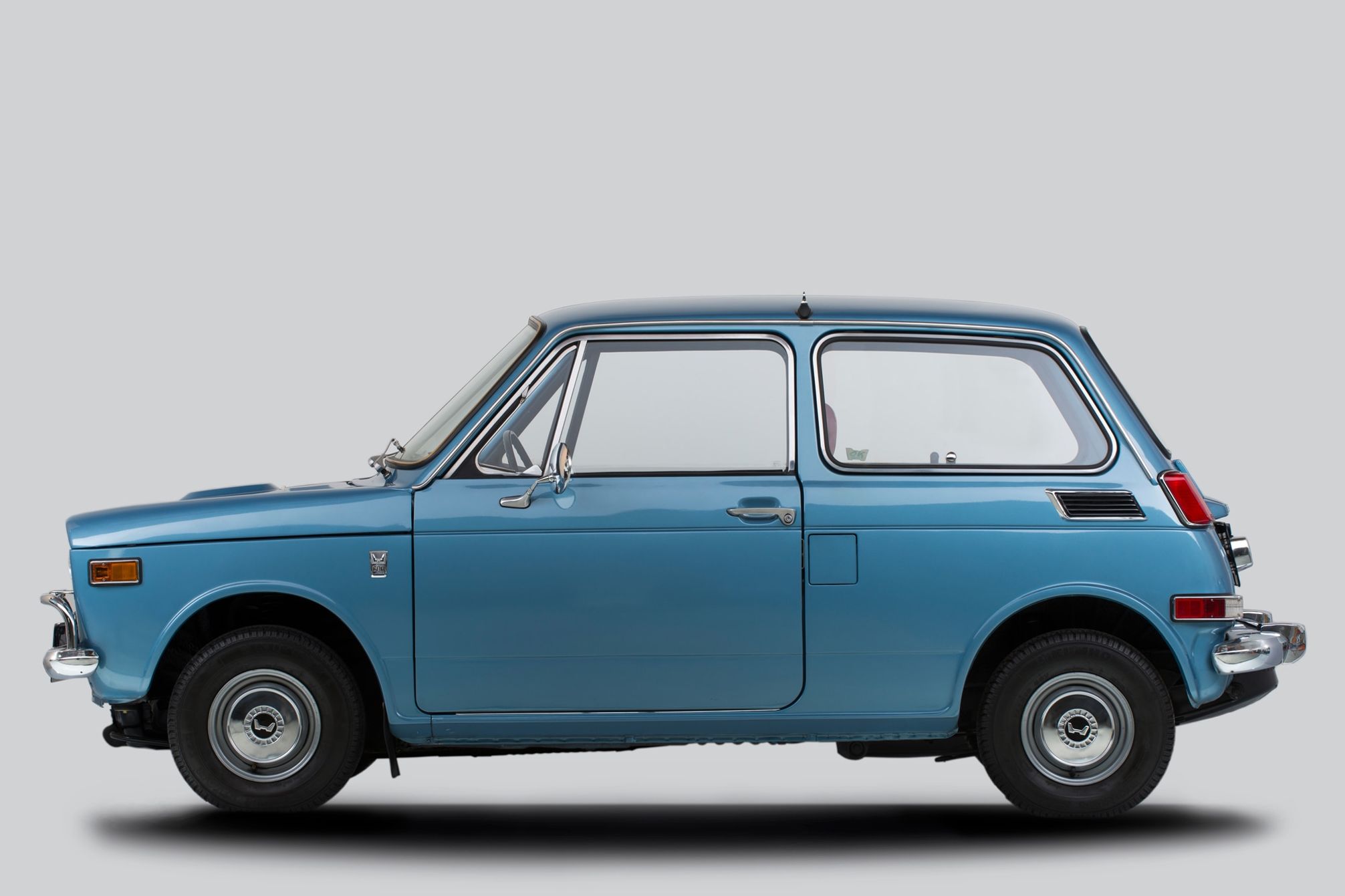 Exploring the Popularity of Tiny Kei Cars in the U.S. | Capital One ...