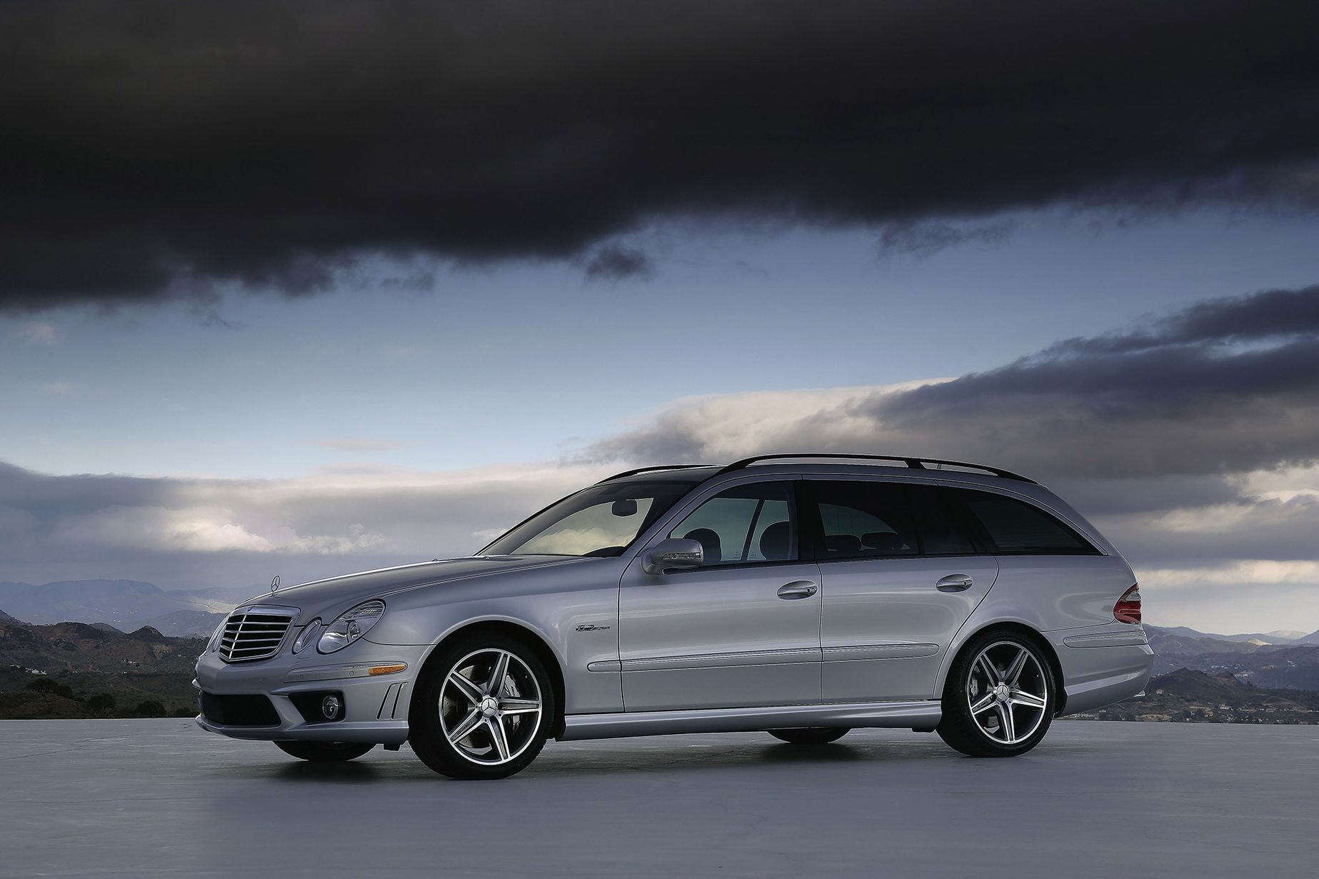 What Is a Sleeper Car? | Capital One Auto Navigator