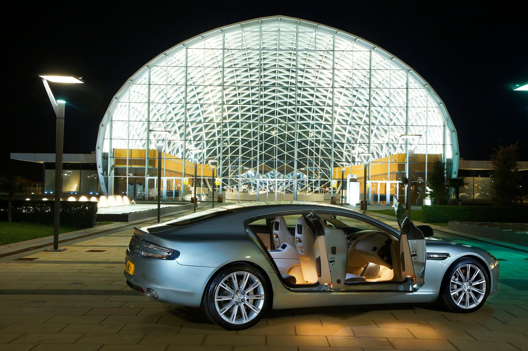 The Spotter's Guide to 10 Unconventional Car Doors | Capital One Auto ...