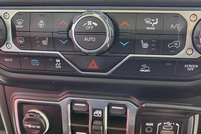 What Does This Button Do in My Car? | Capital One Auto Navigator