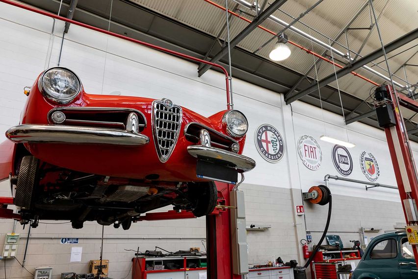 5 Automakers Who Restore their Classic Cars | Capital One Auto Navigator