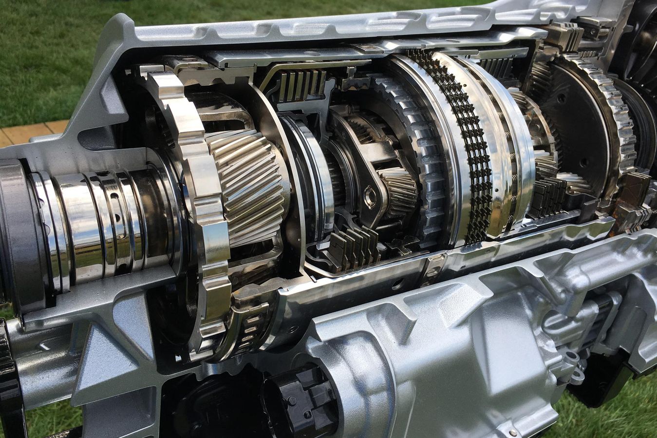 5 Early Signs of Car Transmission Problems | Capital One Auto Navigator