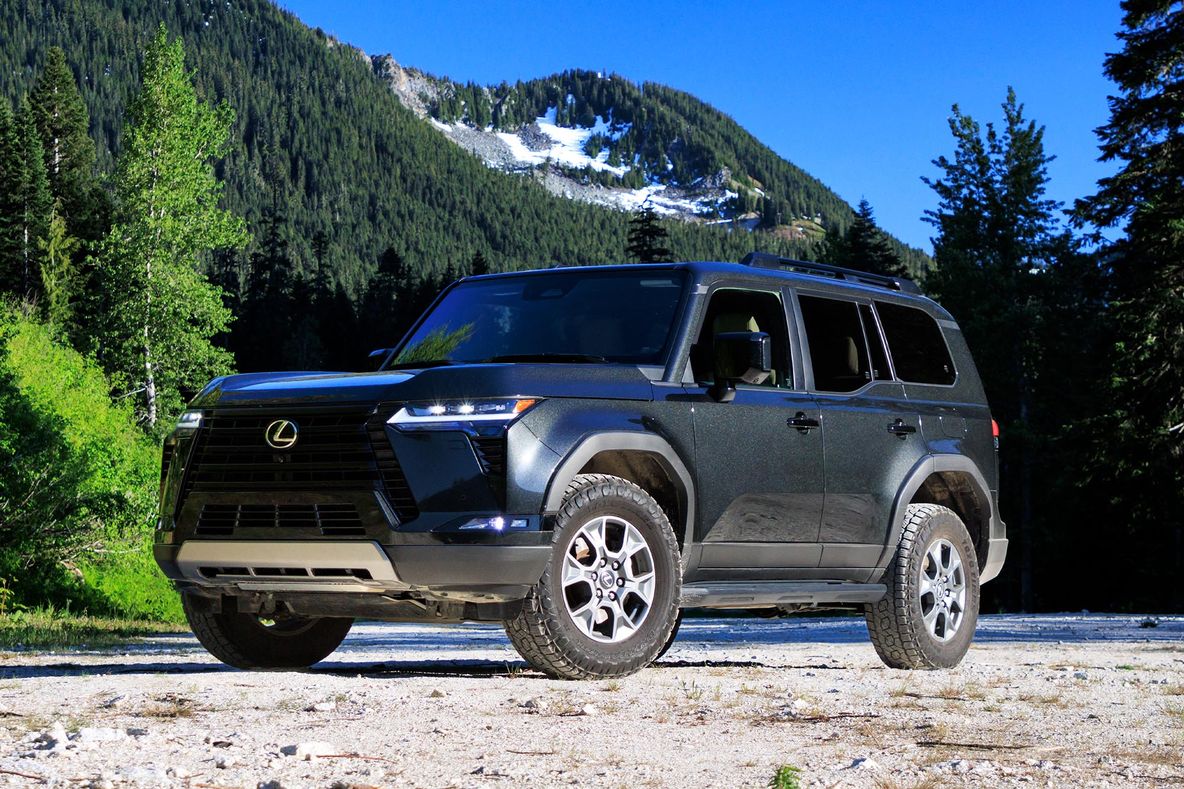 2024 Lexus GX Review and Test Drive | Capital One Auto Navigator