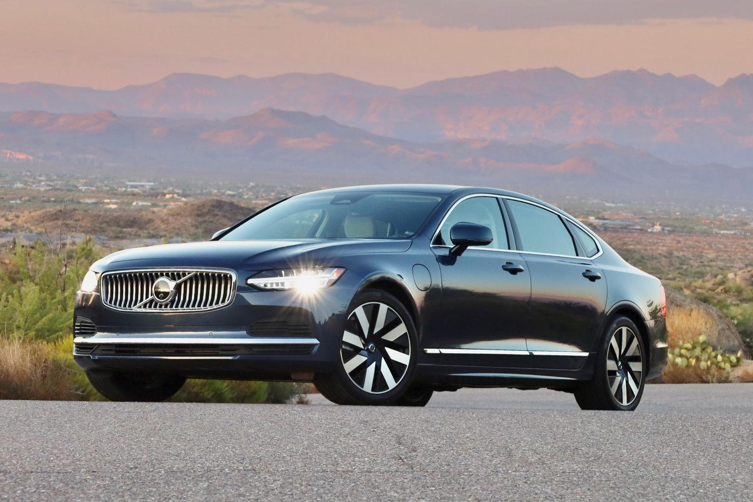 2024 Volvo S90 Recharge Review and Test Drive | Capital One Auto Navigator