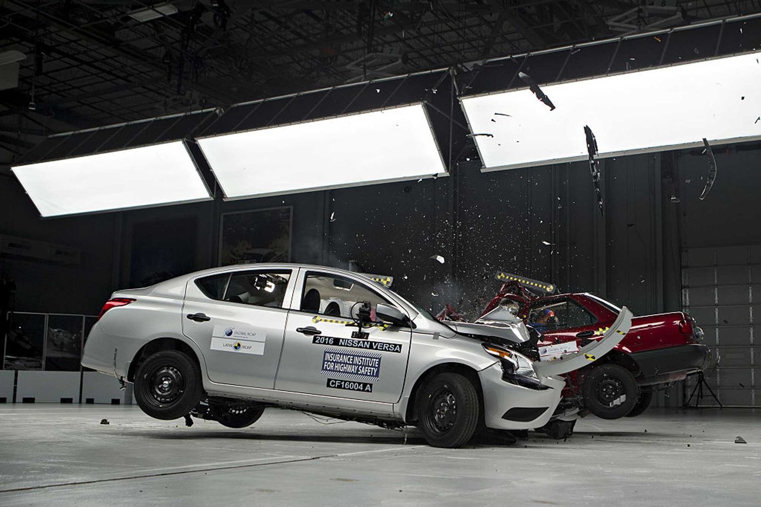 What Are Federal Motor Vehicle Safety Standards? | Capital One Auto ...