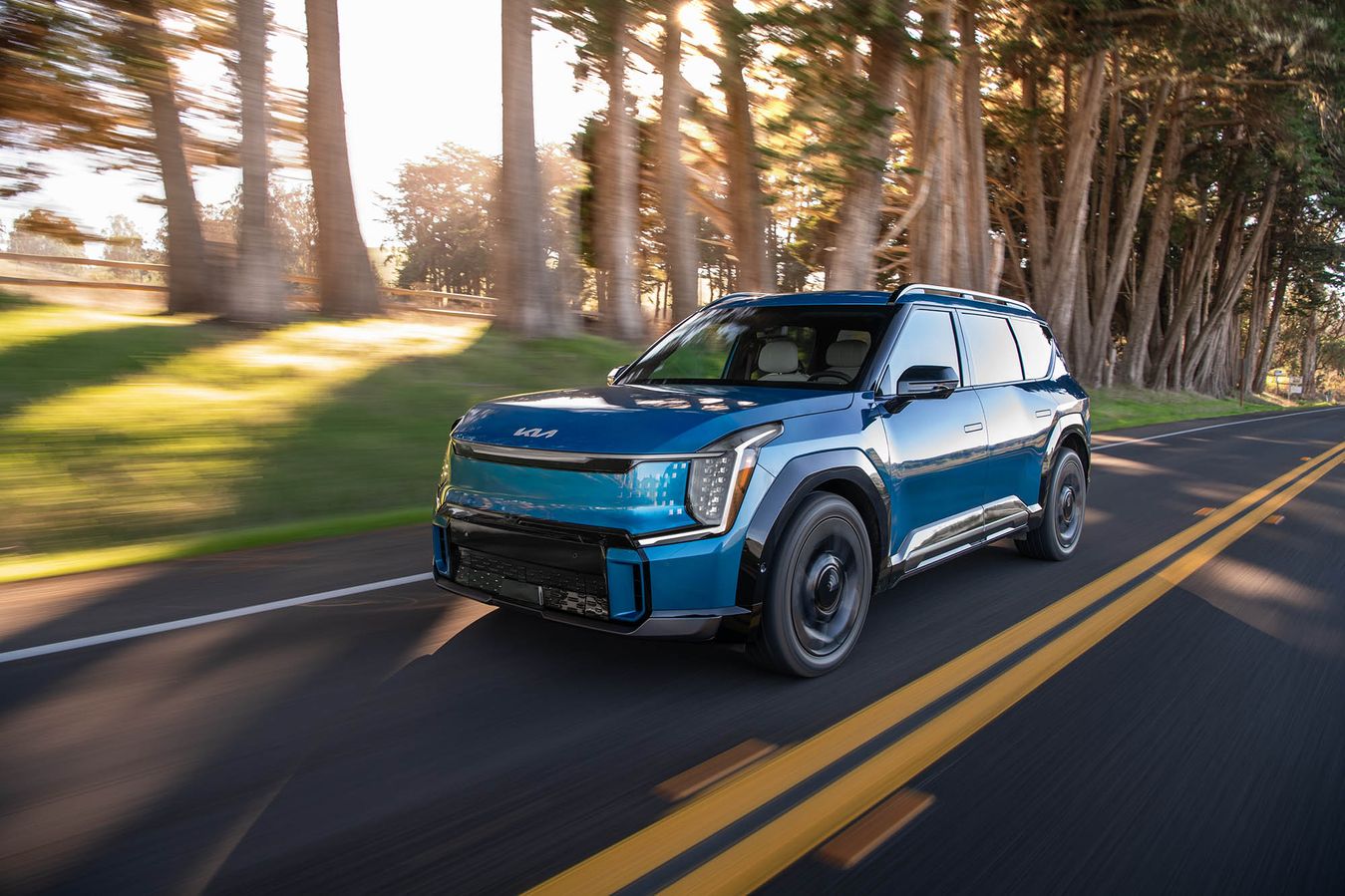 5 SUVs With High Safety Ratings | Capital One Auto Navigator