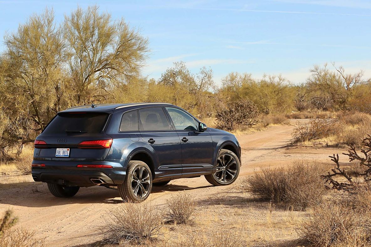 2025 Audi Q7 Review and Test Drive | Capital One Auto Navigator