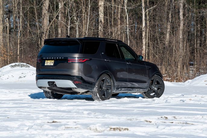 2025 Land Rover Discovery Review and Test Drive | Capital One Auto ...