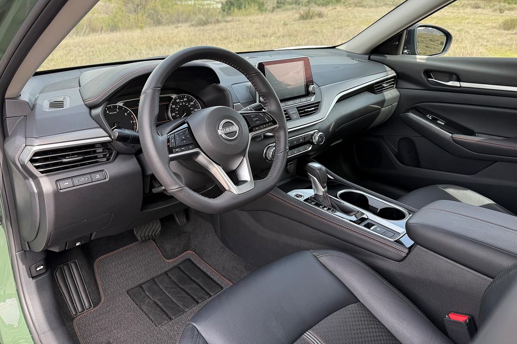 2025 Nissan Altima Review and Test Drive | Capital One Auto Navigator