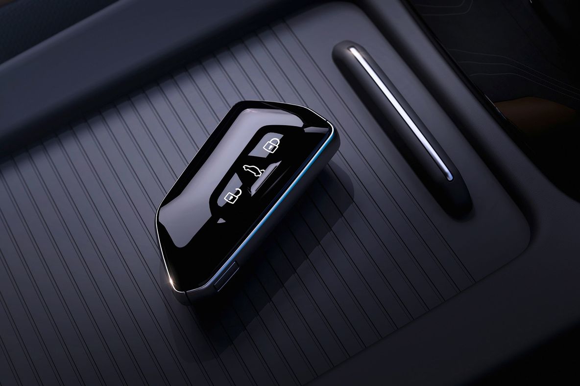 Cool Features Your Key Fob Might Have | Capital One Auto Navigator