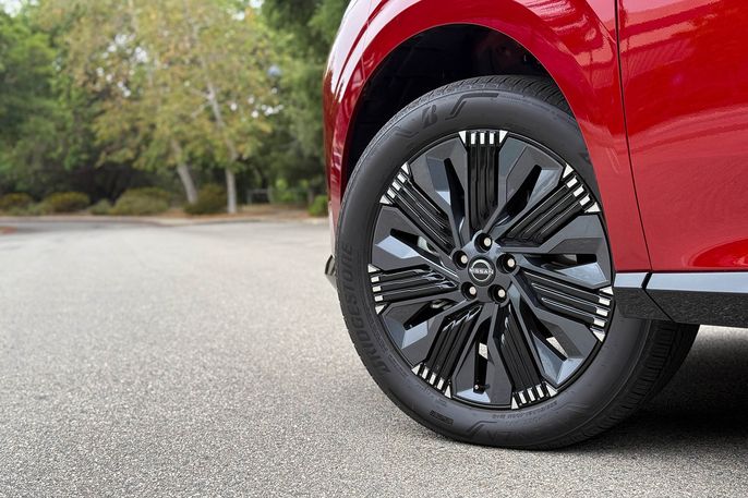 2025 Nissan Murano Review and Test Drive | Capital One Auto Navigator