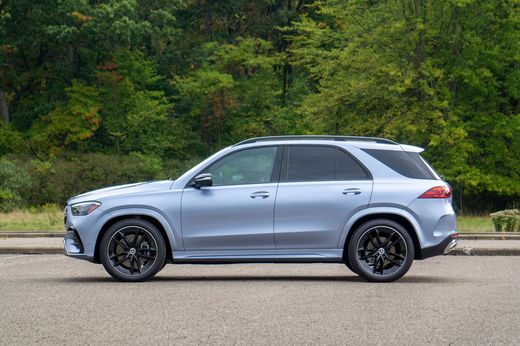 2026 Mercedes-Benz GLE580 Review | Capital One Auto Navigator