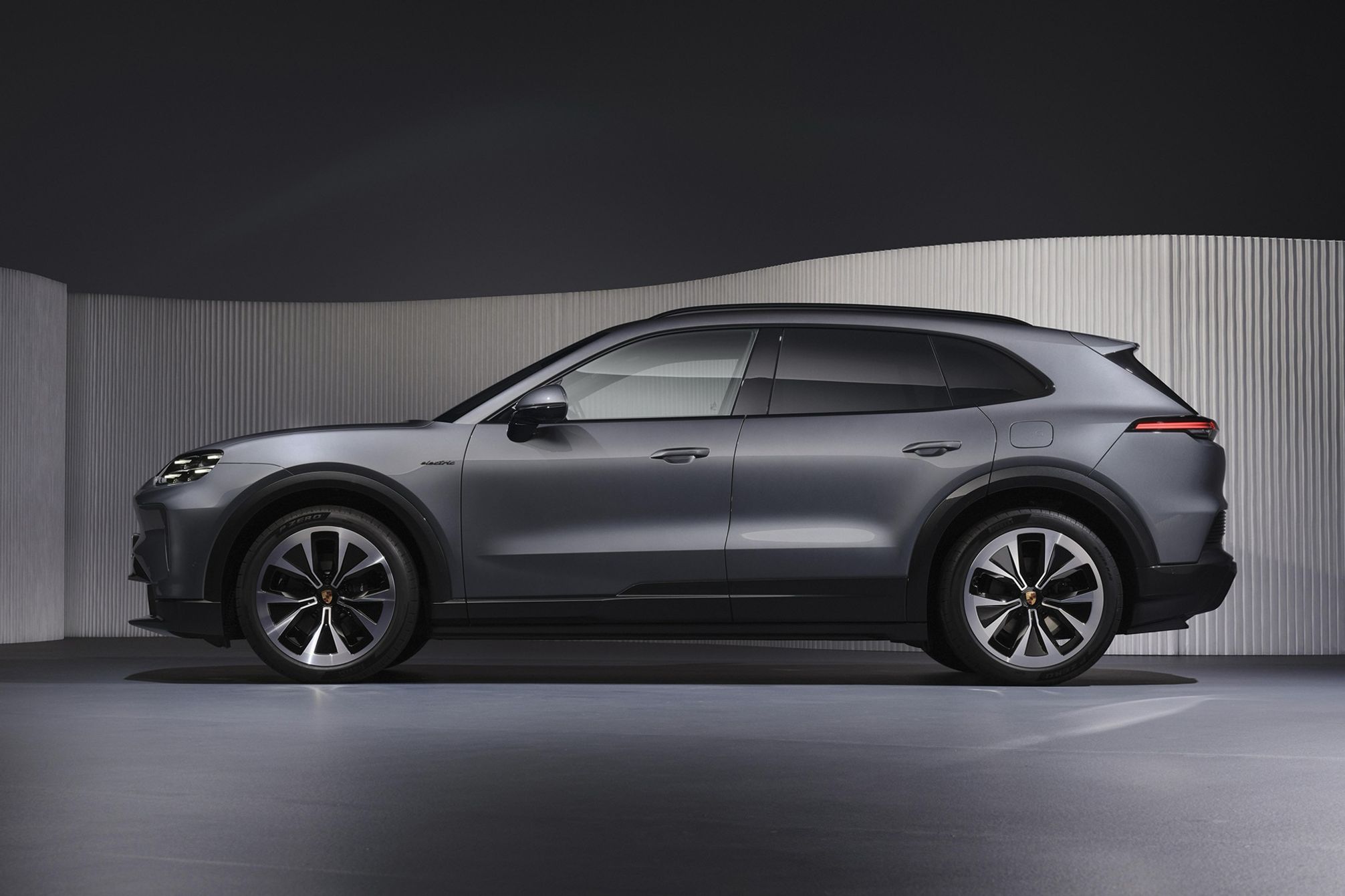 2026 Porsche Cayenne Electric Photos, Specs, and Tech | Capital One ...