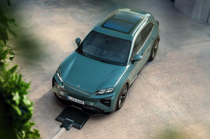 2026 Porsche Cayenne Electric Photos, Specs, and Tech | Capital One ...