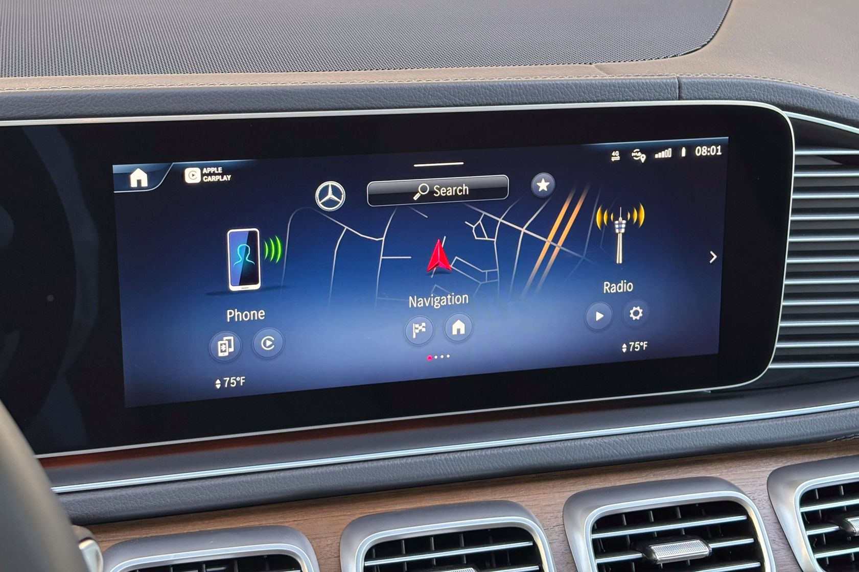 2026 Mercedes-Benz GLE 450e Review | Capital One Auto Navigator
