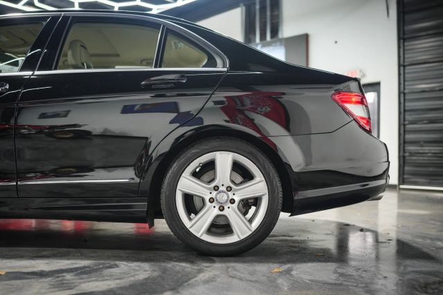 Used 2011 Mercedes-Benz C-Class 300 Luxury For Sale in Roswell, GA ...