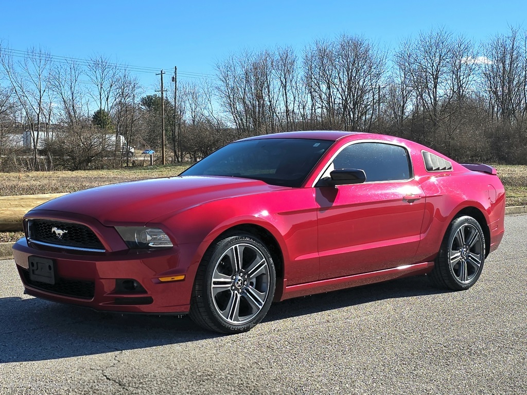 Used 2013 Ford Mustang V6 For Sale in Georgetown, KY | Capital One Auto ...