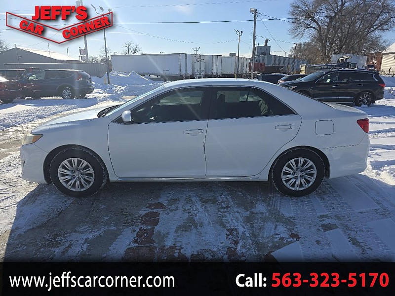 Used 2013 Toyota Camry LE For Sale in Davenport, IA | Capital One Auto ...