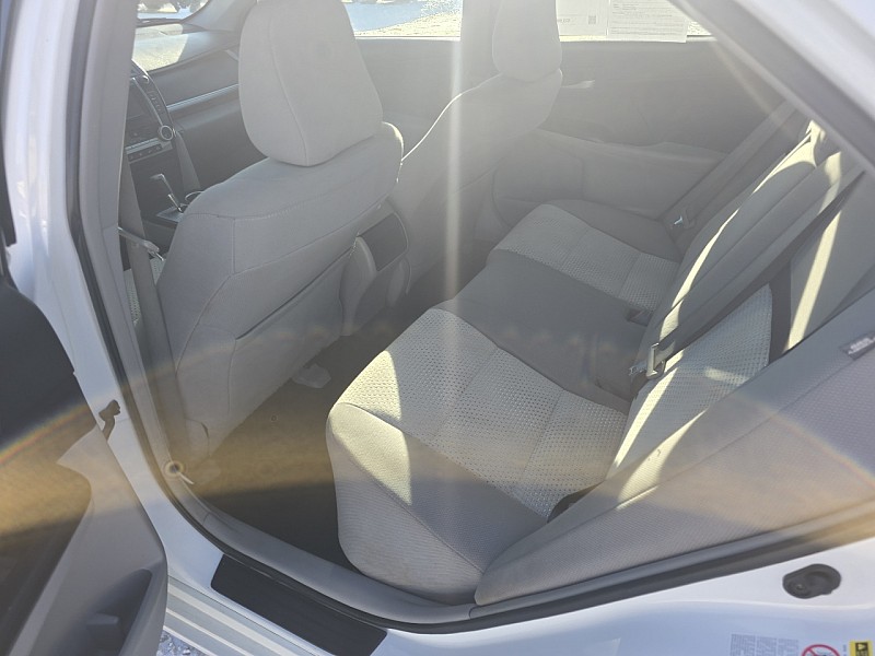 Used 2013 Toyota Camry LE For Sale in Davenport, IA | Capital One Auto ...