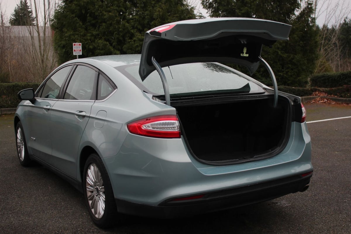 Used 2014 Ford Fusion Hybrid S For Sale in Lynnwood, WA | Capital One ...