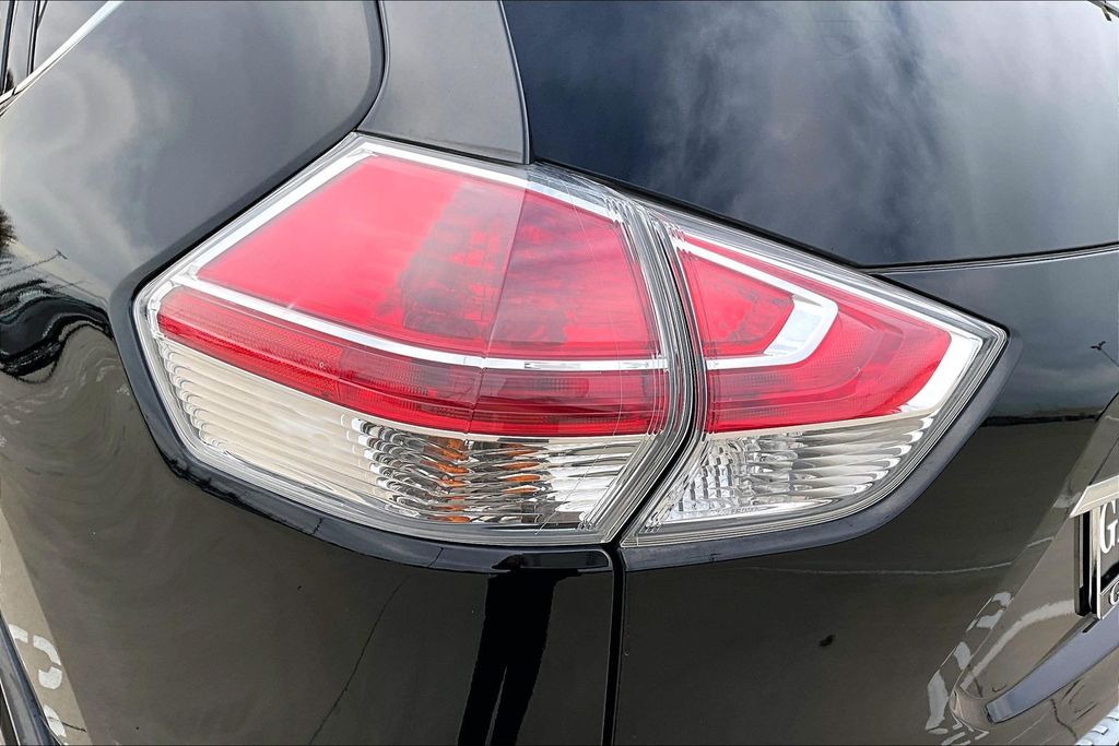 Used 2015 Nissan Rogue SL For Sale in Grapevine, TX | Capital One Auto ...